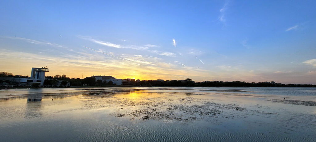 Tabacariei is a lake and park in Constanta, Romania. JenyaTravels